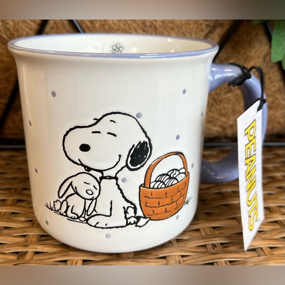 Peanuts | Dining | Peanuts Snoopy Easter Bunny Basket Polka Dots ...